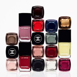 LE VERNIS - Colore E Brillantezza Lunga Tenuta di CHANEL ≡ SEPHORA