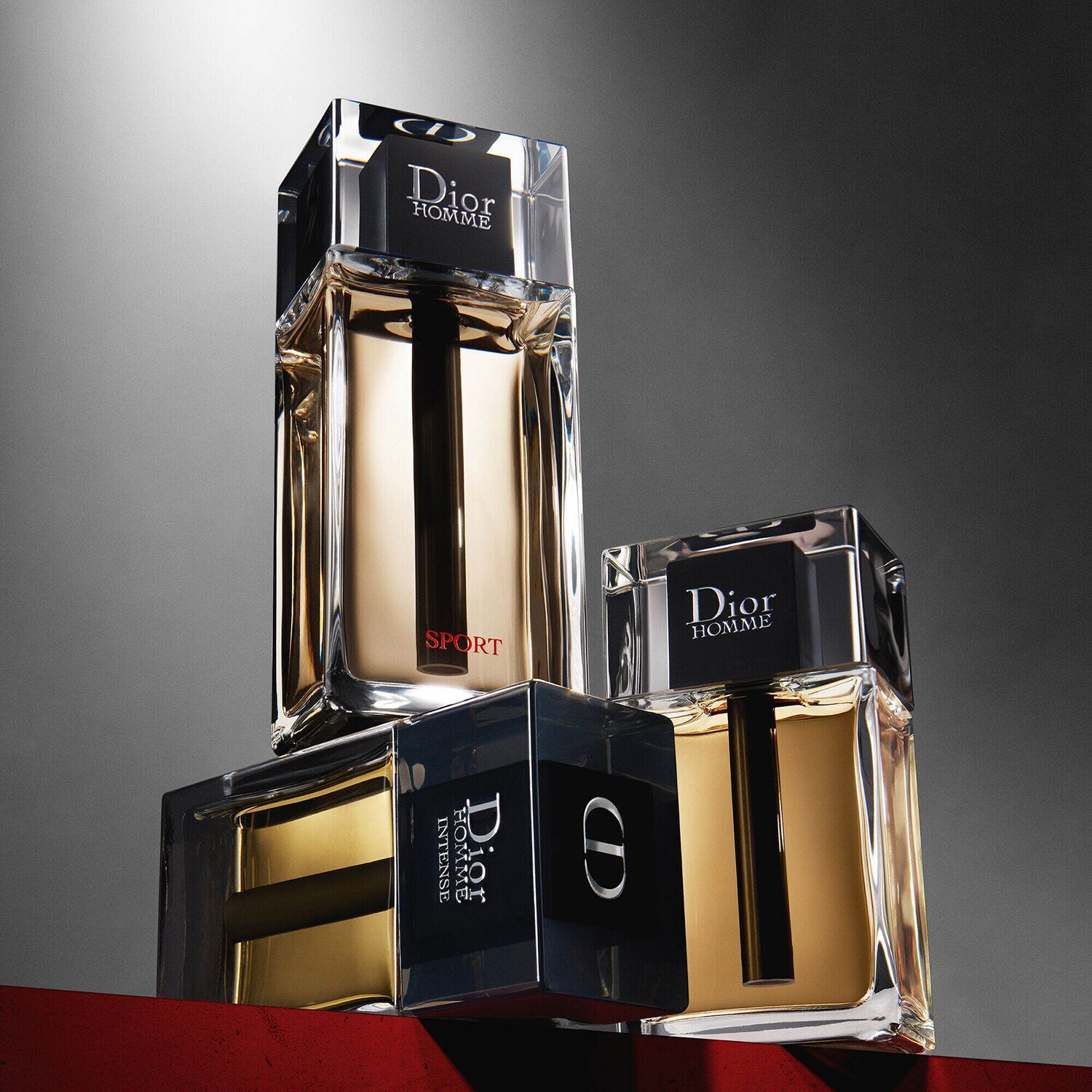 Dior Homme Intense – Eau de parfum – Note legnose e ambrate, iris e vaniglia di DIOR ≡ SEPHORA